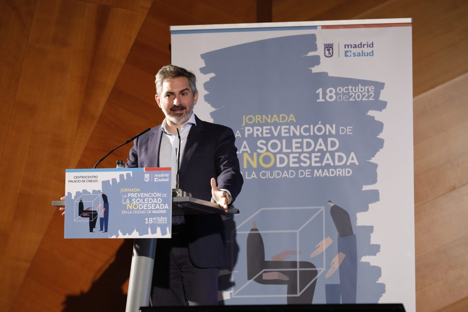 El Ayuntamiento de Madrid consolida su compromiso contra la soledad no deseada, un problema ...